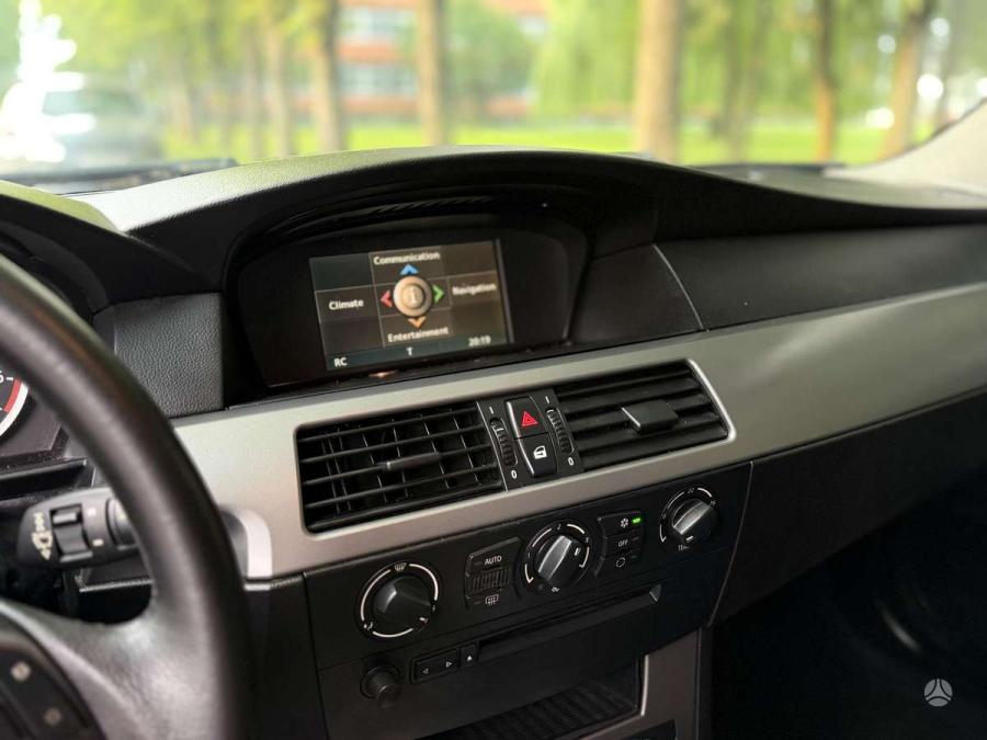 БМВ 525 2006 в Каунас, объемом двигателя 2.50 л и пробегом 367 тыс. км за 3500 €, фото 12 на AUTOMOTO.COM.LV