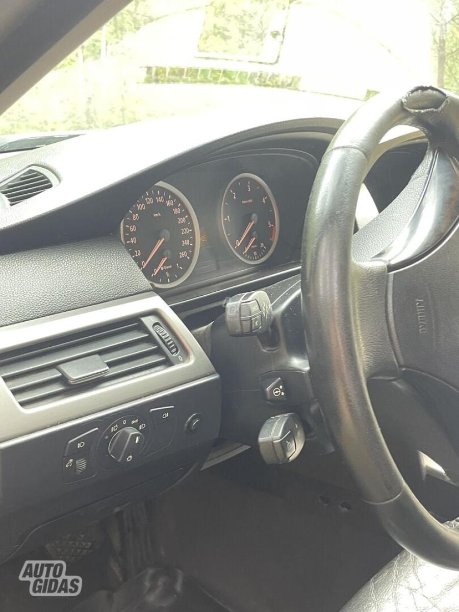 BMW 525 2006 in Ignalina, with an engine capacity of 2.50 L and mileage of 390 thousand km for 3200 €, photo 27 on AUTOMOTO.COM.LV