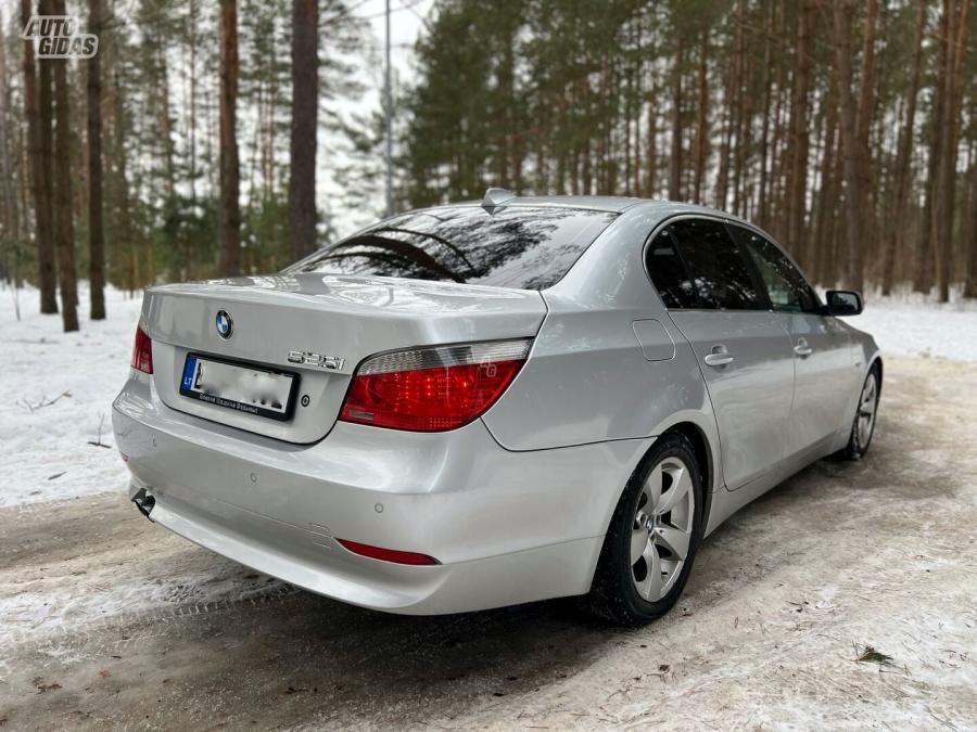 BMW 525 2007 Viļņa, ar dzinēja tilpumu 2.50 L un nobraukumu 279 tūkst. km par 3850 €, foto 6 vietnē AUTOMOTO.COM.LV