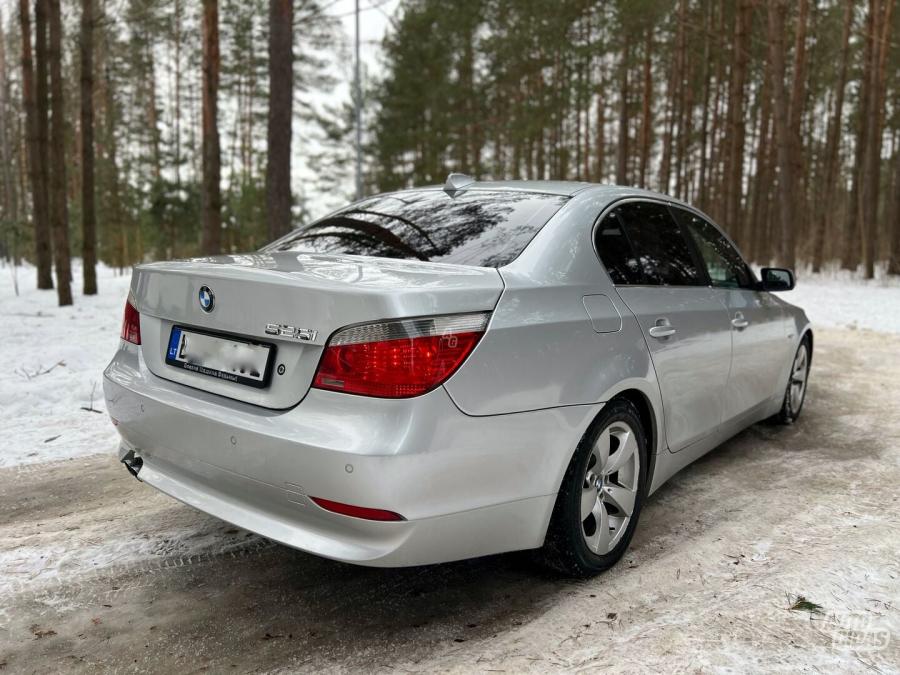BMW 525 2007 Viļņa, ar dzinēja tilpumu 2.50 L un nobraukumu 280 tūkst. km par 3650 €, foto 5 vietnē AUTOMOTO.COM.LV