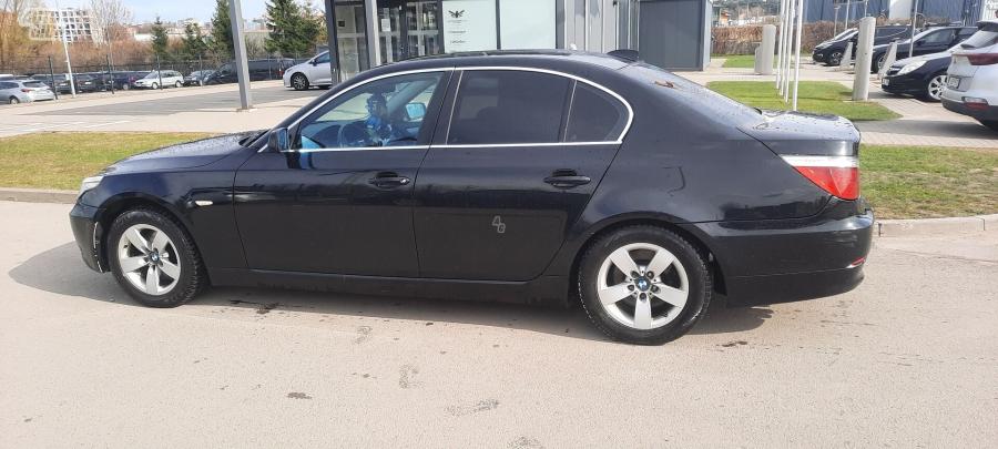 BMW 525 2007 in Vilnius, with an engine capacity of 3.00 L and mileage of 384 thousand km for 2000 €, photo 16 on AUTOMOTO.COM.LV