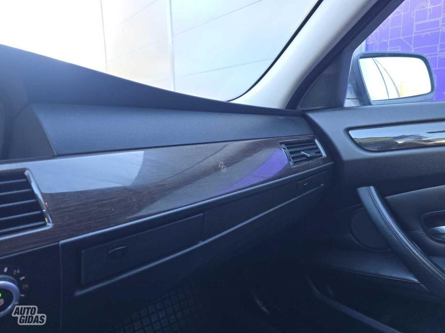 BMW 525 2007 Utena, ar dzinēja tilpumu 3.00 L un nobraukumu 380 tūkst. km par 3450 €, foto 13 vietnē AUTOMOTO.COM.LV