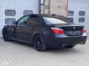 BMW 525 2008 in Kretinga, with an engine capacity of 3.00 L and mileage of 295 thousand km for 5999 €, photo 7 on AUTOMOTO.COM.LV
