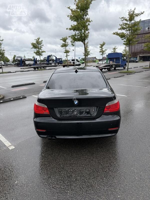 BMW 525 2008 Klaipėda, ar dzinēja tilpumu 2.50 L un nobraukumu 324 tūkst. km par 4000 €, foto 9 vietnē AUTOMOTO.COM.LV