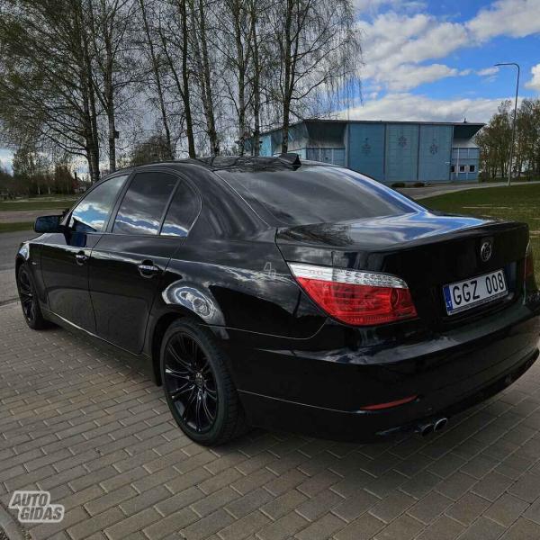 BMW 525 2008 Šauļi, ar dzinēja tilpumu 3.00 L un nobraukumu 322 tūkst. km par 5000 €, foto 5 vietnē AUTOMOTO.COM.LV