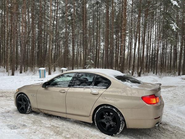 BMW 525 2010 in Vilnius, with an engine capacity of 3.00 L and mileage of 310 thousand km for 5750 €, photo 9 on AUTOMOTO.COM.LV