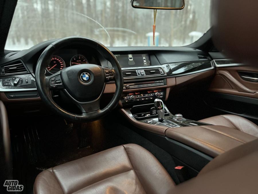 BMW 525 2010 Viļņa, ar dzinēja tilpumu 3.00 L un nobraukumu 310 tūkst. km par 5750 €, foto 14 vietnē AUTOMOTO.COM.LV