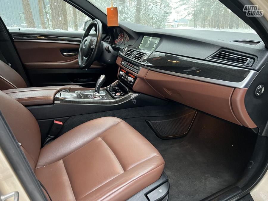 BMW 525 2010 Viļņa, ar dzinēja tilpumu 3.00 L un nobraukumu 310 tūkst. km par 5750 €, foto 16 vietnē AUTOMOTO.COM.LV