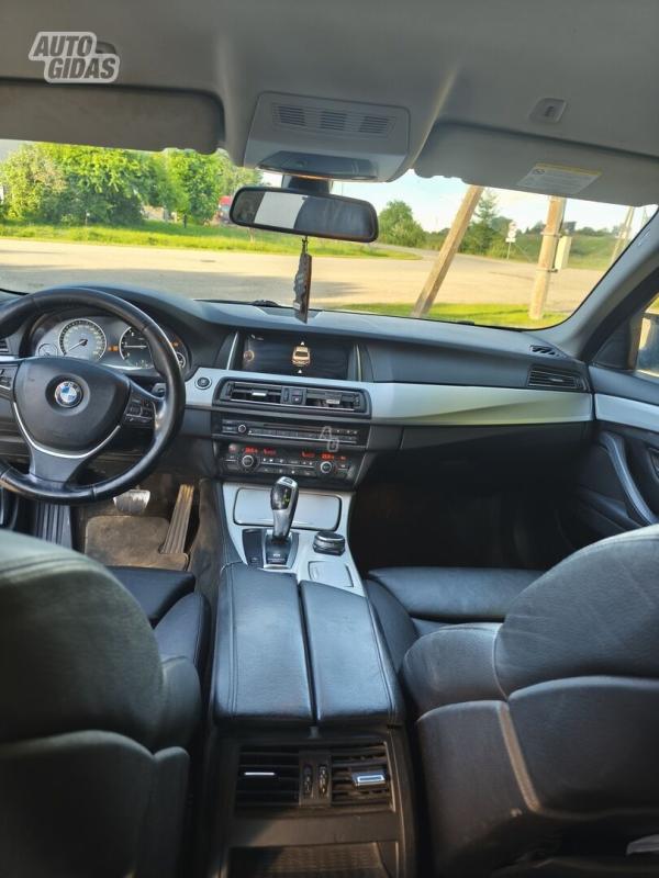 BMW 525 2010 in Silale, with an engine capacity of 3.00 L and mileage of 280 thousand km for 7300 €, photo 7 on AUTOMOTO.COM.LV