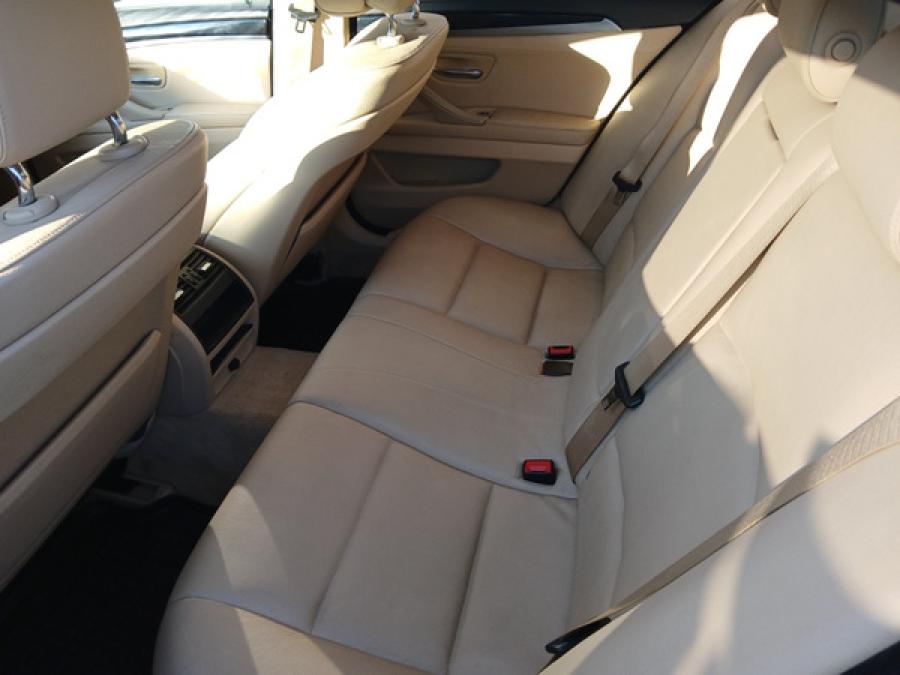 BMW 525 2010 in Johvi, with an engine capacity of 3.00 L and mileage of 200 thousand km for 8500 €, photo 7 on AUTOMOTO.COM.LV