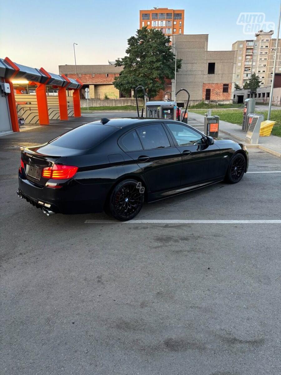 BMW 525 2010 Kauņa, ar dzinēja tilpumu 3.00 L un nobraukumu 376 tūkst. km par 8400 €, foto 5 vietnē AUTOMOTO.COM.LV