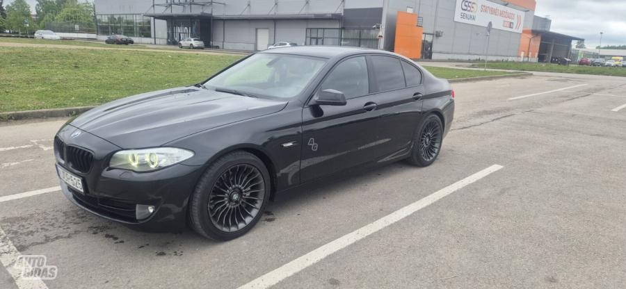 BMW 525 2011 in Siauliai, with an engine capacity of 3.00 L and mileage of 376 thousand km for 8300 €, photo 6 on AUTOMOTO.COM.LV