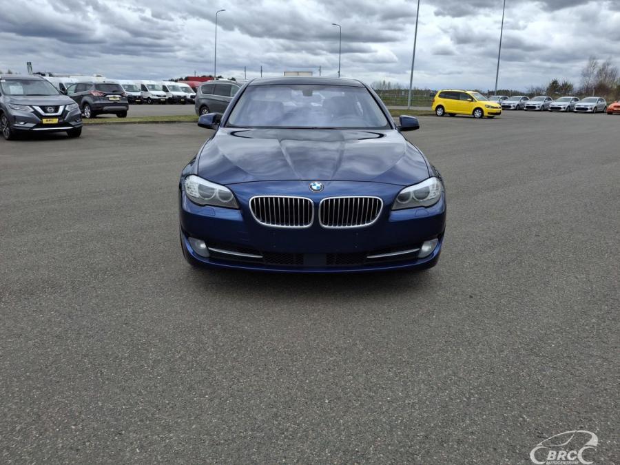 BMW 525 2013 in Vilnius, with an engine capacity of 2.00 L and mileage of 386 thousand km for 9900 €, photo 1 on AUTOMOTO.COM.LV