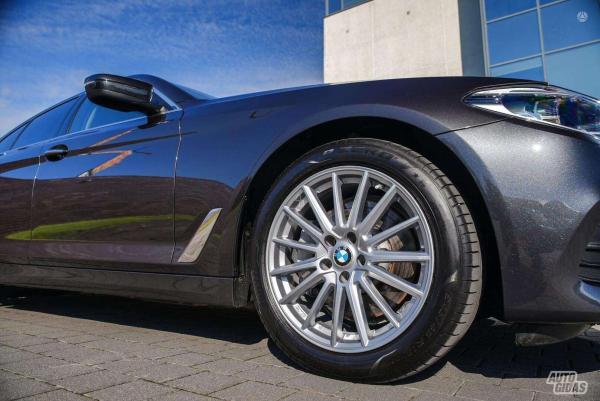 BMW 525 2017 in Kaunas, with an engine capacity of 2.00 L and mileage of 215 thousand km for 20950 €, photo 5 on AUTOMOTO.COM.LV