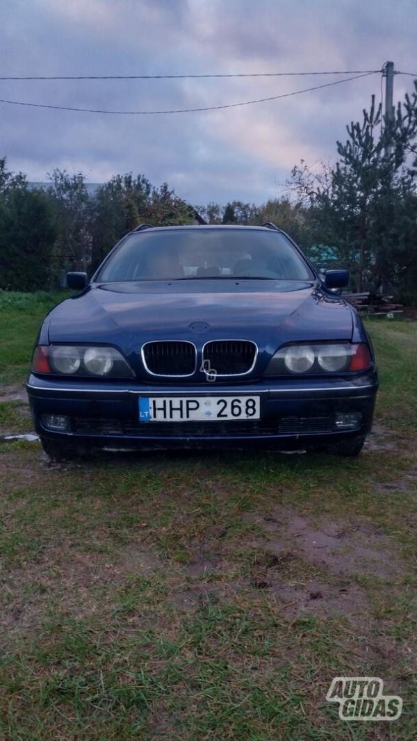 БМВ 525 1997 в Укмерге, объемом двигателя 2.50 л и пробегом 258 тыс. км за 1350 €, фото 1 на AUTOMOTO.COM.LV