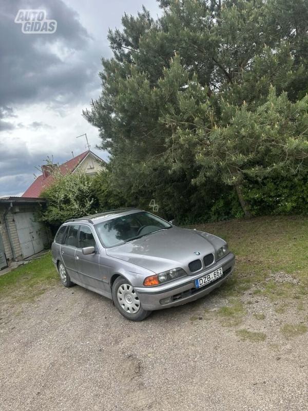 БМВ 525 1998 в Шилуте, объемом двигателя 2.50 л и пробегом 300 тыс. км за 790 €, фото 2 на AUTOMOTO.COM.LV