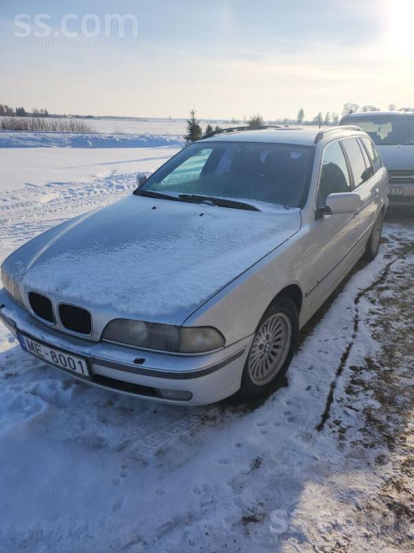 BMW 525 2000 Ventspils, ar dzinēja tilpumu 2.50 L un nobraukumu 388 tūkst. km par 1800 €, foto 1 vietnē AUTOMOTO.COM.LV