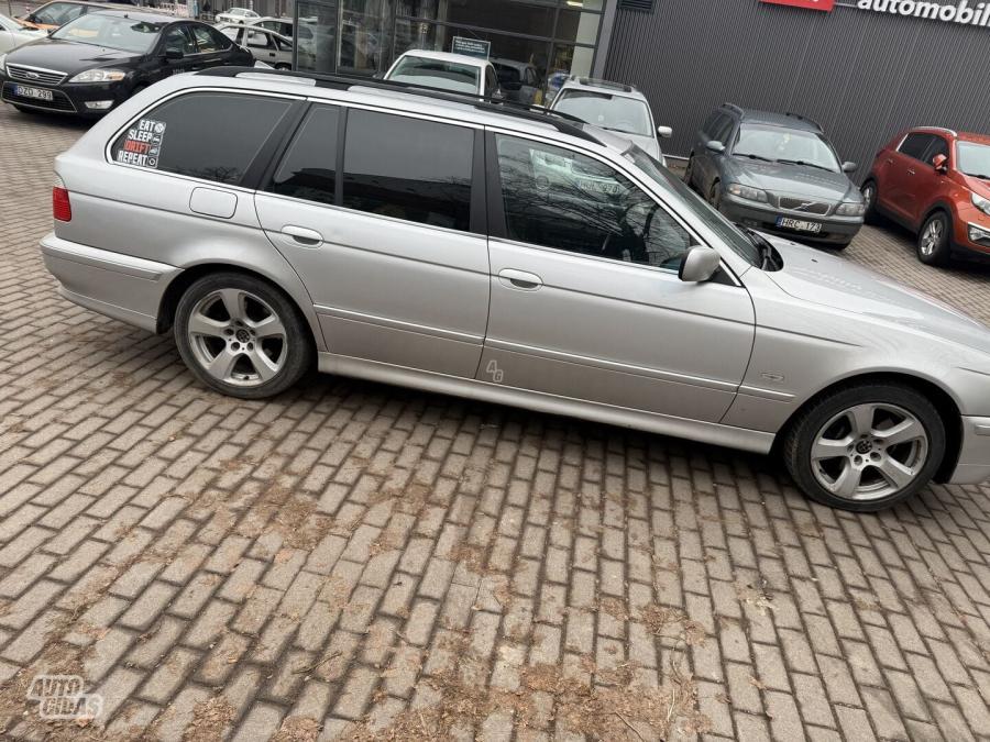 BMW 525 2001 Viļņa, ar dzinēja tilpumu 2.50 L un nobraukumu 302 tūkst. km par 2500 €, foto 3 vietnē AUTOMOTO.COM.LV