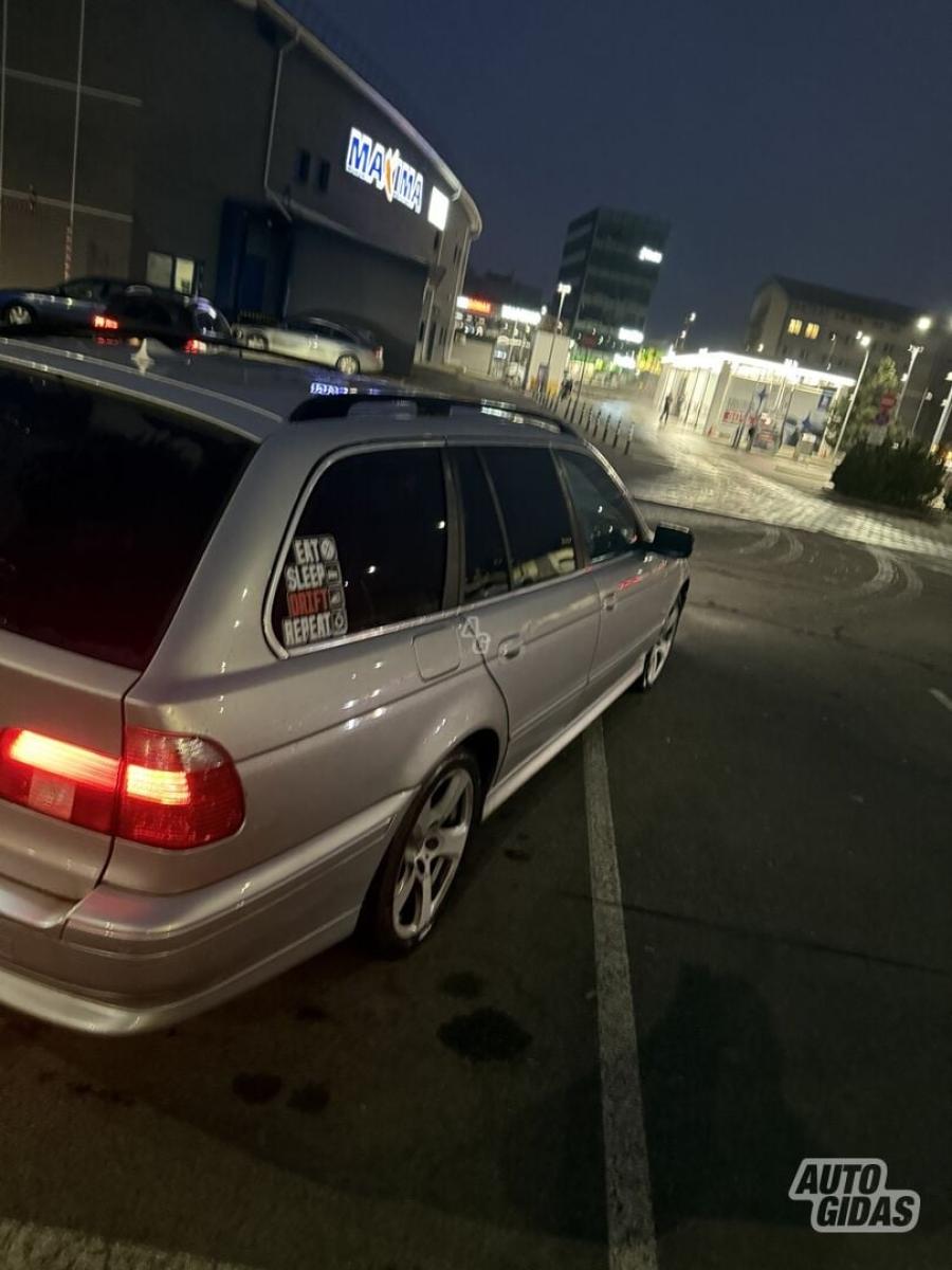 BMW 525 2001 Viļņa, ar dzinēja tilpumu 2.50 L un nobraukumu 302 tūkst. km par 2500 €, foto 7 vietnē AUTOMOTO.COM.LV