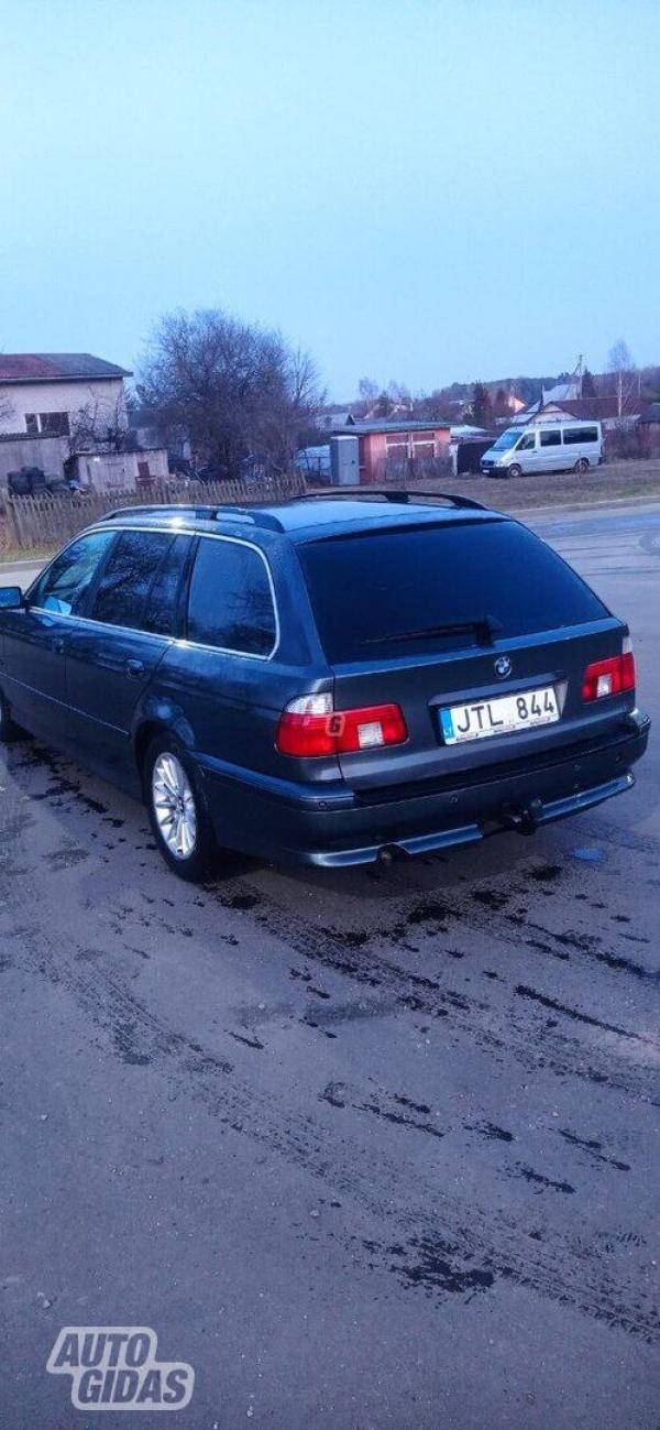BMW 525 2001 in Kaunas, with an engine capacity of 2.50 L and mileage of 289 thousand km for 3200 €, photo 9 on AUTOMOTO.COM.LV