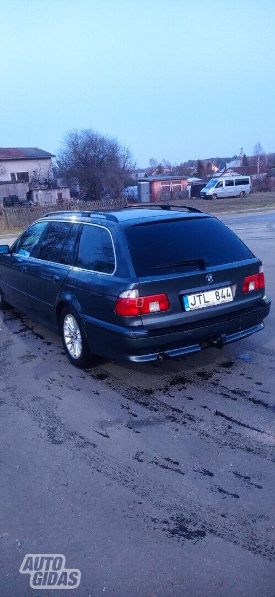 BMW 525 2001 in Kaunas, with an engine capacity of 2.50 L and mileage of 289 thousand km for 3200 €, photo 9 on AUTOMOTO.COM.LV