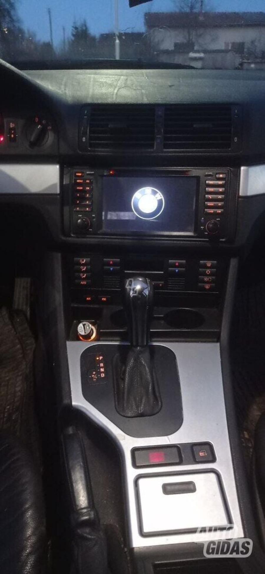 BMW 525 2001 in Kaunas, with an engine capacity of 2.50 L and mileage of 289 thousand km for 3200 €, photo 19 on AUTOMOTO.COM.LV