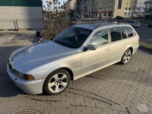 BMW 525 2001 in Vilnius, with an engine capacity of 2.50 L and mileage of 305 thousand km for 1500 €, photo 4 on AUTOMOTO.COM.LV