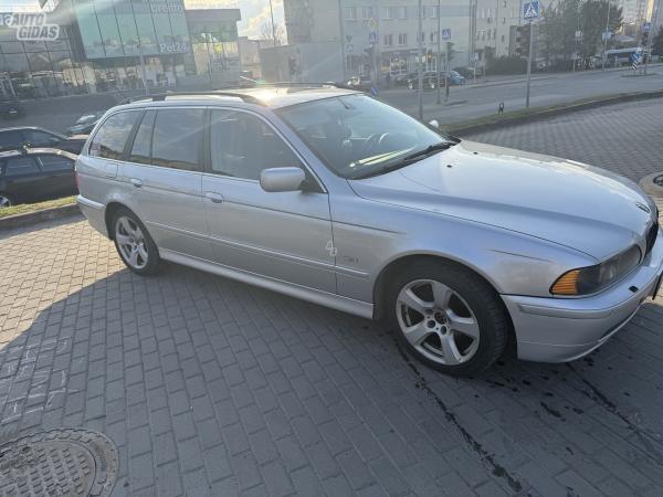 BMW 525 2001 Viļņa, ar dzinēja tilpumu 2.50 L un nobraukumu 305 tūkst. km par 1500 €, foto 4 vietnē AUTOMOTO.COM.LV