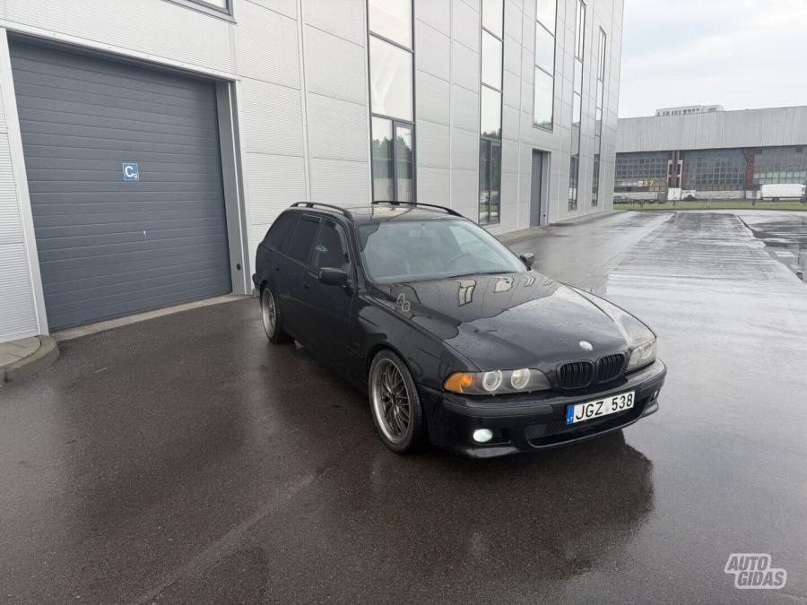 BMW 525 2001 in Kaunas, with an engine capacity of 2.50 L and mileage of 350 thousand km for 2250 €, photo 3 on AUTOMOTO.COM.LV