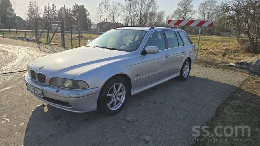 БМВ 525 2001 в Огре, объемом двигателя 2.50 л и пробегом 424 тыс. км за 1050 €, фото 1 на AUTOMOTO.COM.LV