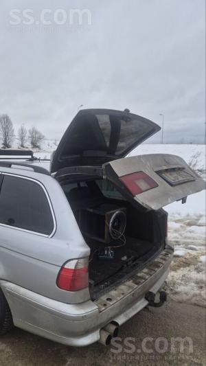 БМВ 525 2001 в Лудза, объемом двигателя 2.50 л и пробегом 373 тыс. км за 1800 €, фото 5 на AUTOMOTO.COM.LV