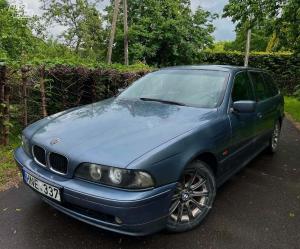 BMW 525 2001 in Vilnius, with an engine capacity of 2.50 L and mileage of 3285 thousand km for 999 €, photo 3 on AUTOMOTO.COM.LV