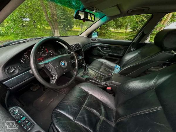 BMW 525 2001 Viļņa, ar dzinēja tilpumu 2.50 L un nobraukumu 3285 tūkst. km par 999 €, foto 3 vietnē AUTOMOTO.COM.LV