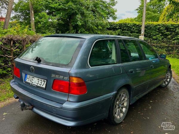 BMW 525 2001 Viļņa, ar dzinēja tilpumu 2.50 L un nobraukumu 3285 tūkst. km par 999 €, foto 4 vietnē AUTOMOTO.COM.LV