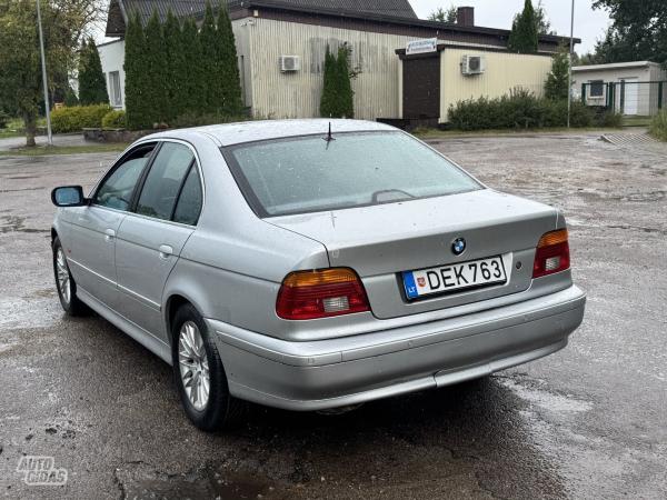 BMW 525 2001 in Vilnius, with an engine capacity of 2.50 L and mileage of 360 thousand km for 1550 €, photo 6 on AUTOMOTO.COM.LV