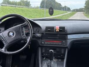 BMW 525 2001 Viļņa, ar dzinēja tilpumu 2.50 L un nobraukumu 360 tūkst. km par 1550 €, foto 7 vietnē AUTOMOTO.COM.LV
