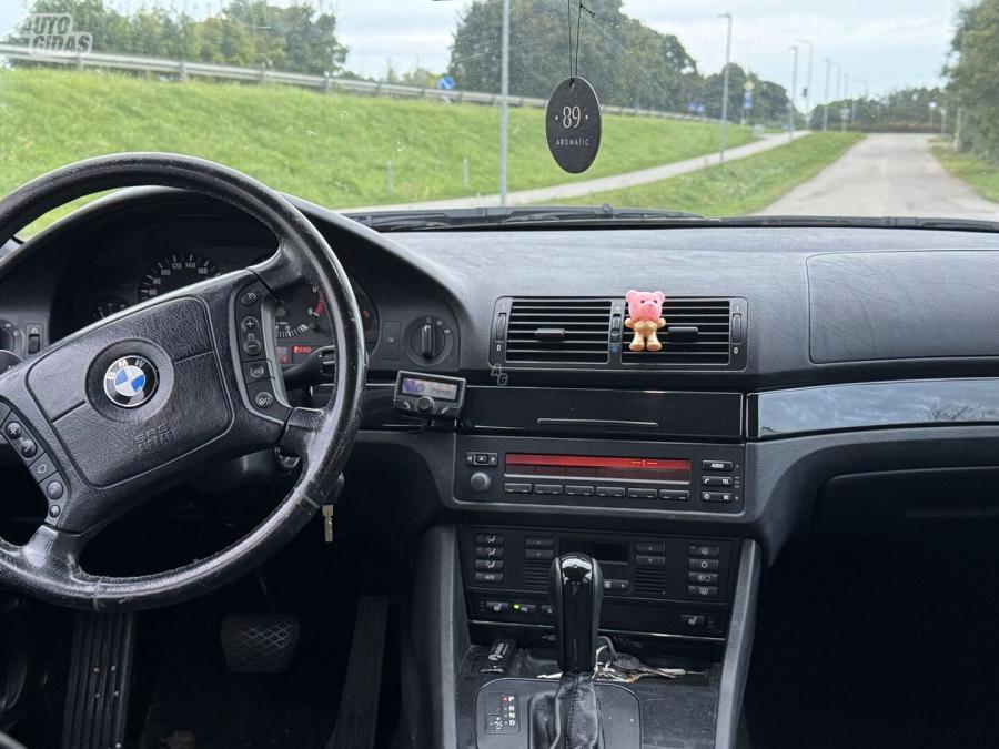 BMW 525 2001 Viļņa, ar dzinēja tilpumu 2.50 L un nobraukumu 360 tūkst. km par 1550 €, foto 7 vietnē AUTOMOTO.COM.LV
