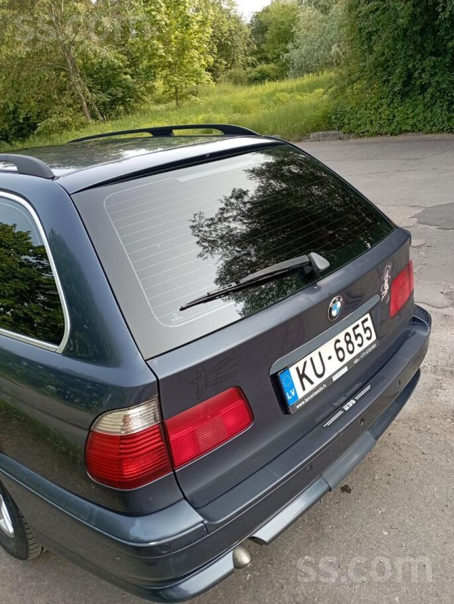 BMW 525 2002 Rīga, ar dzinēja tilpumu 2.50 L un nobraukumu 404 tūkst. km par 2000 €, foto 4 vietnē AUTOMOTO.COM.LV