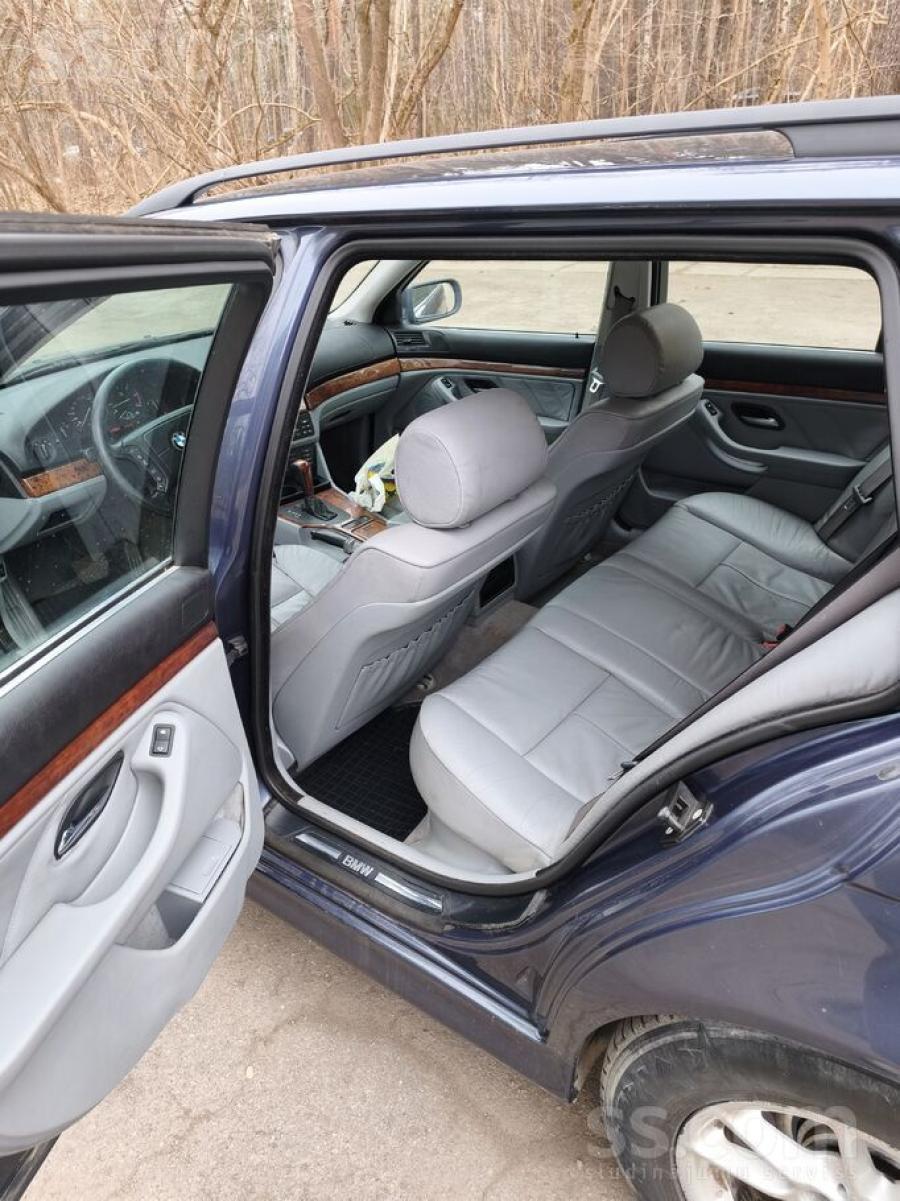БМВ 525 2002 в Рига, объемом двигателя 2.50 л и пробегом 307 тыс. км за 1550 €, фото 8 на AUTOMOTO.COM.LV