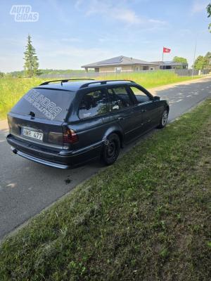 BMW 525 2002 in Panevezys, with an engine capacity of 2.50 L and mileage of 459 thousand km for 800 €, photo 5 on AUTOMOTO.COM.LV