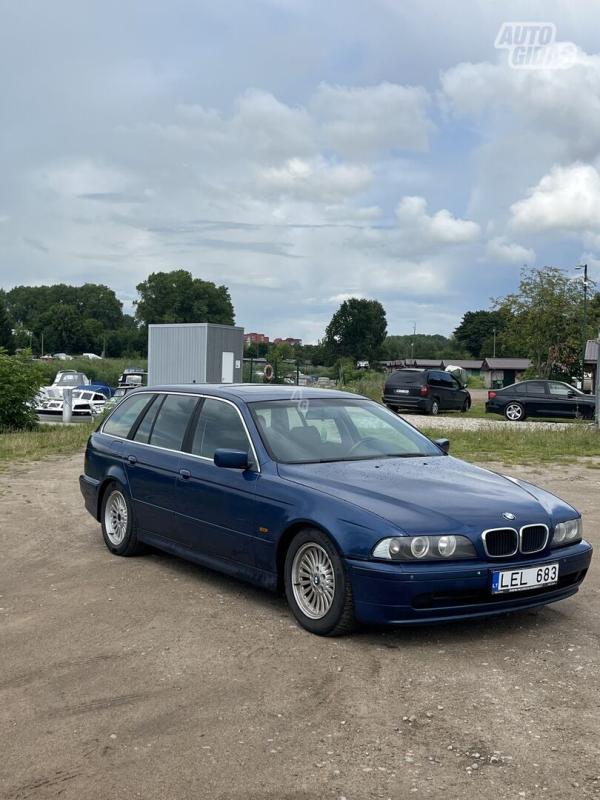 BMW 525 2002 Klaipėda, ar dzinēja tilpumu 2.50 L un nobraukumu 400 tūkst. km par 1450 €, foto 3 vietnē AUTOMOTO.COM.LV