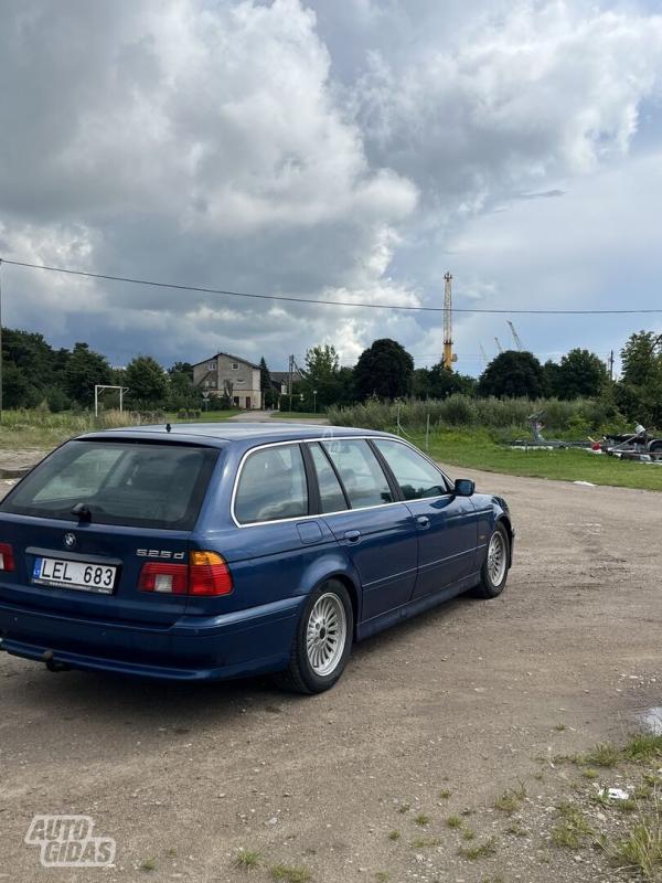 BMW 525 2002 Klaipėda, ar dzinēja tilpumu 2.50 L un nobraukumu 400 tūkst. km par 1450 €, foto 5 vietnē AUTOMOTO.COM.LV