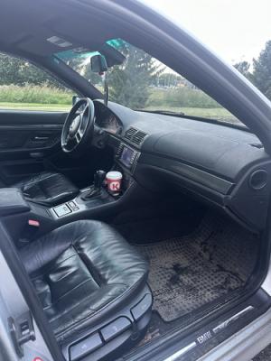 BMW 525 2002 Tallina, ar dzinēja tilpumu 2.50 L un nobraukumu 369 tūkst. km par 2000 €, foto 9 vietnē AUTOMOTO.COM.LV