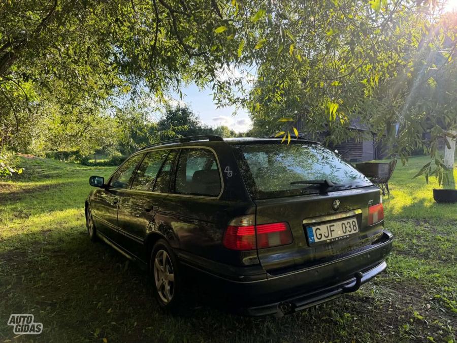 BMW 525 2002 in Jurbarkas, with an engine capacity of 2.50 L and mileage of 0 thousand km for 1100 €, photo 10 on AUTOMOTO.COM.LV