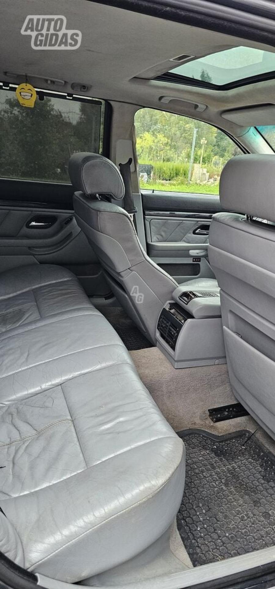 BMW 525 2002 Kauņa, ar dzinēja tilpumu 2.50 L un nobraukumu 370 tūkst. km par 2800 €, foto 16 vietnē AUTOMOTO.COM.LV