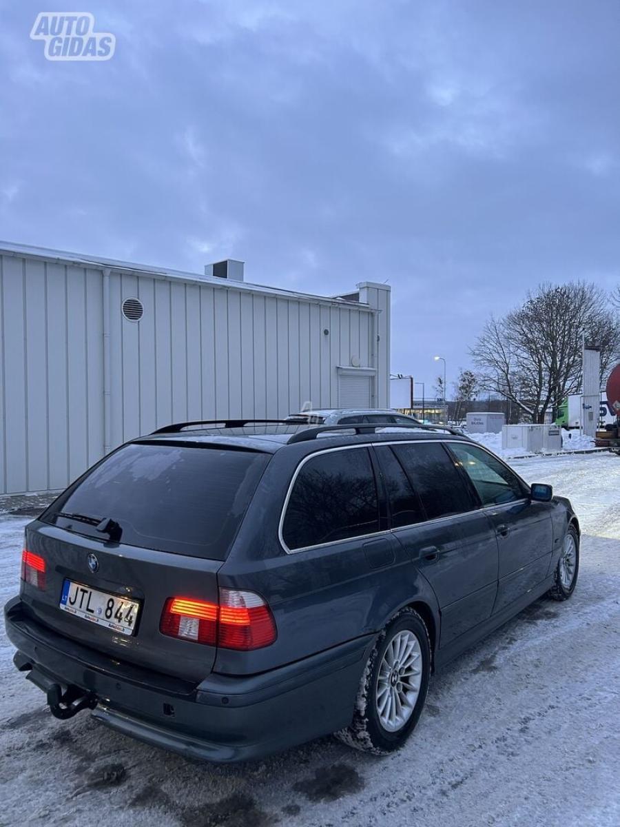 BMW 525 2003 Alīta, ar dzinēja tilpumu 2.50 L un nobraukumu 286 tūkst. km par 2500 €, foto 8 vietnē AUTOMOTO.COM.LV
