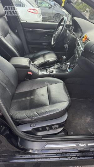 BMW 525 2003 Viļņa, ar dzinēja tilpumu 2.50 L un nobraukumu 380 tūkst. km par 2450 €, foto 10 vietnē AUTOMOTO.COM.LV