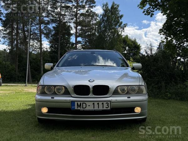 BMW 525 2003 Jēkabpils, ar dzinēja tilpumu 2.50 L un nobraukumu 296 tūkst. km par 3999 €, foto 1 vietnē AUTOMOTO.COM.LV