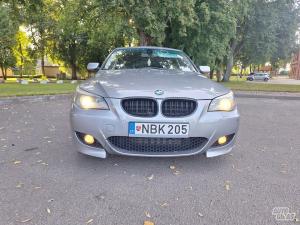BMW 525 2003 in Kelme, with an engine capacity of 2.50 L and mileage of 294 thousand km for 1850 €, photo 3 on AUTOMOTO.COM.LV