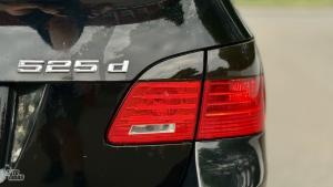 BMW 525 2004 in Vilnius, with an engine capacity of 2.50 L and mileage of 328 thousand km for 3850 €, photo 8 on AUTOMOTO.COM.LV